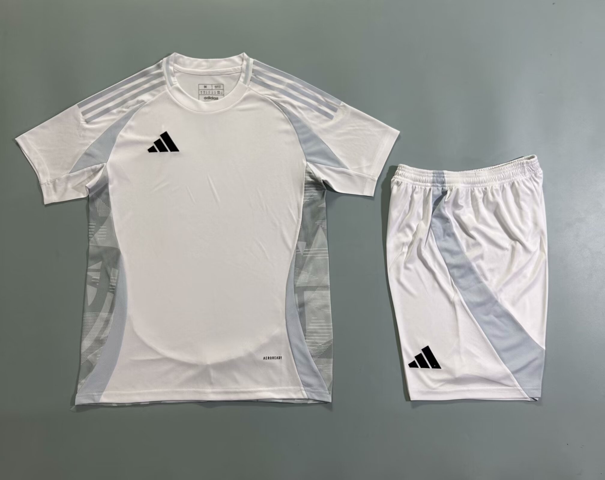adidas Uniformes 2024 - Niveks